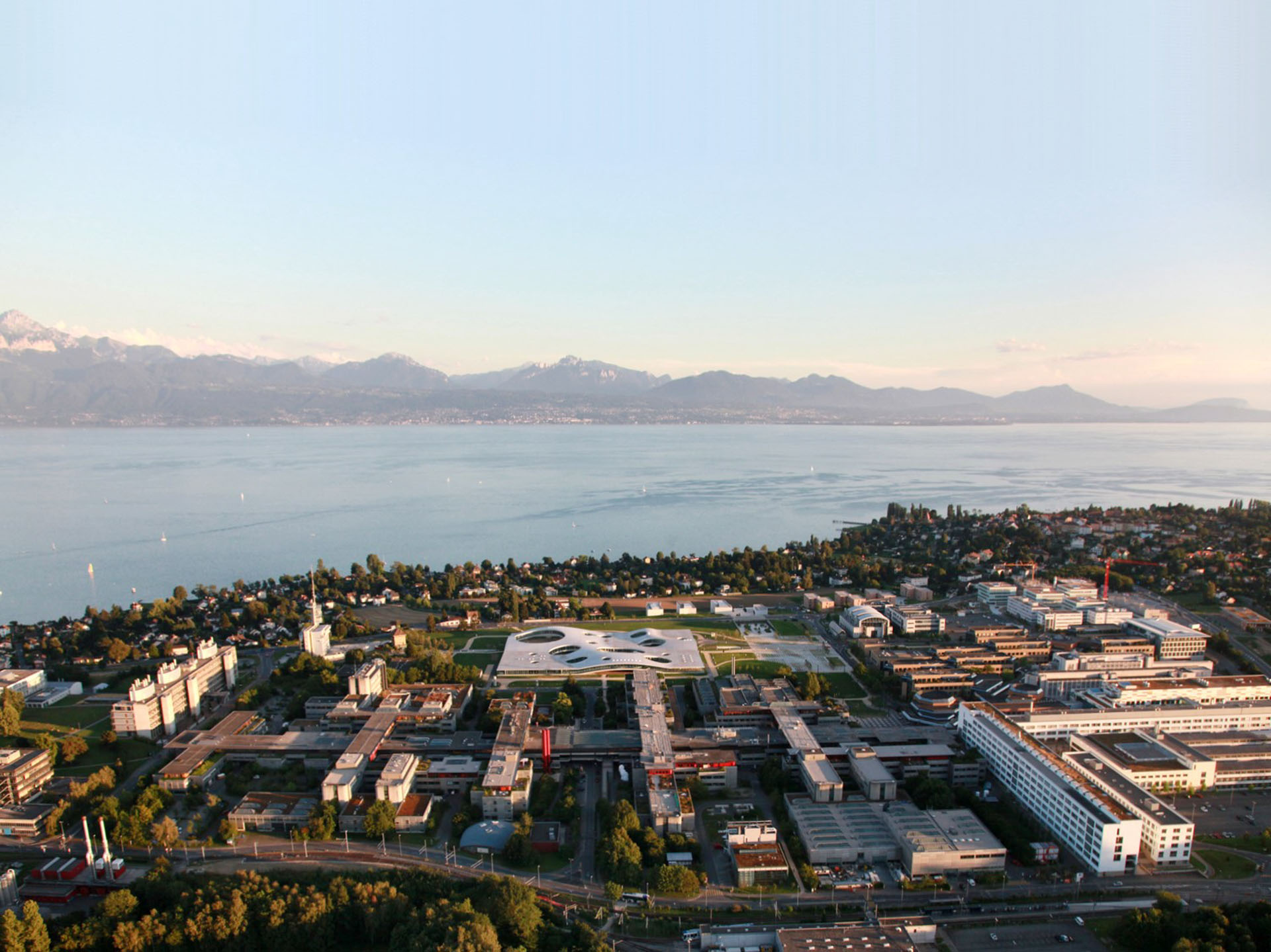Summer@EPFL
