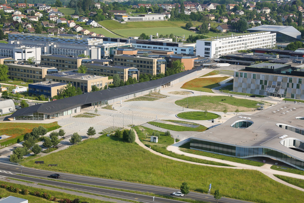 Summer@EPFL